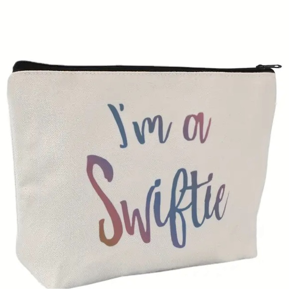 Taylor Swift | Bags | Swiftie Im A Swiftie Makeup Bag Roomy Zipper ...